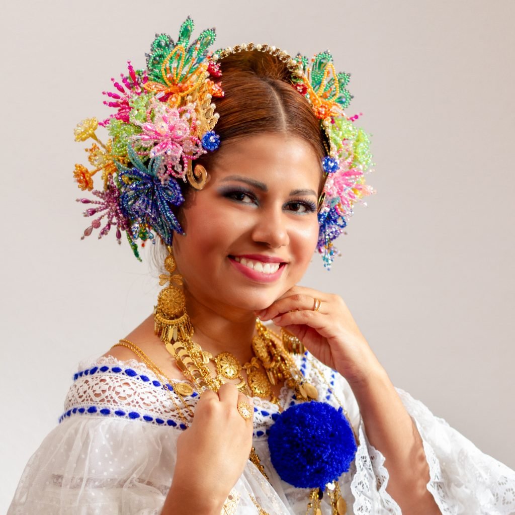 como poner los tembleques en la cabeza – Orisleyla Delgado